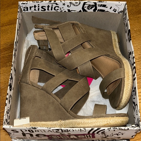 Brash | Shoes | Brash Taupe Wedge Sandals | Poshmark